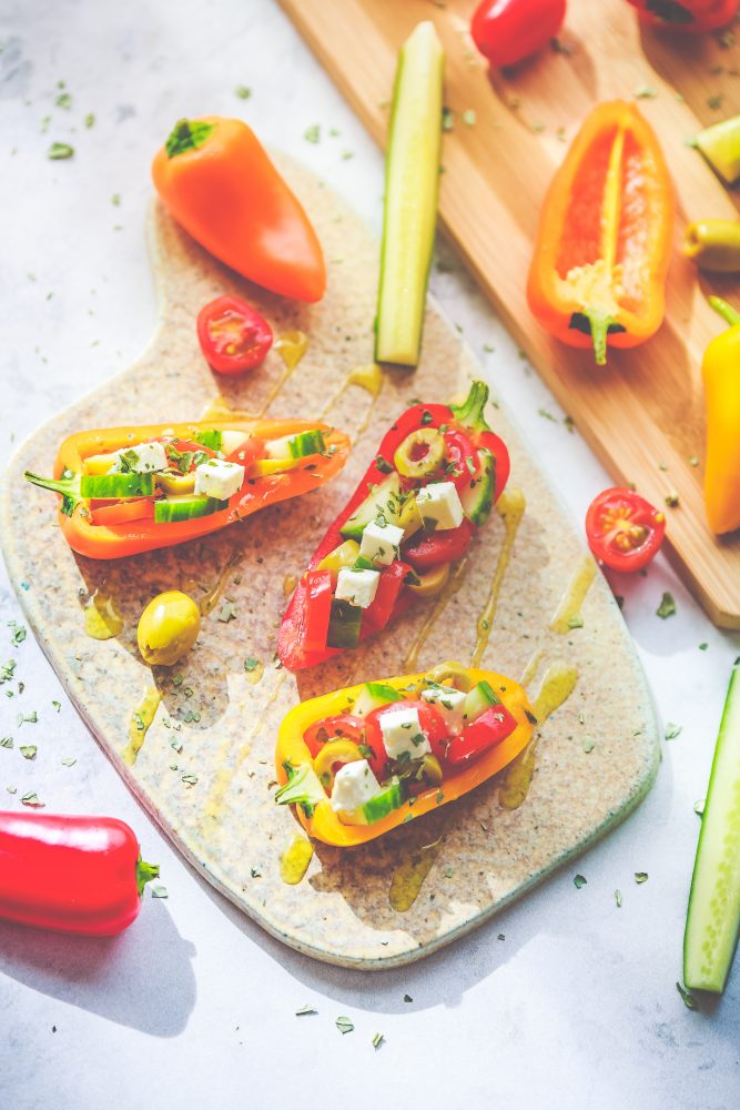 Mini-poivrons crus et ses petites crudités - petitsplats-et-tralala